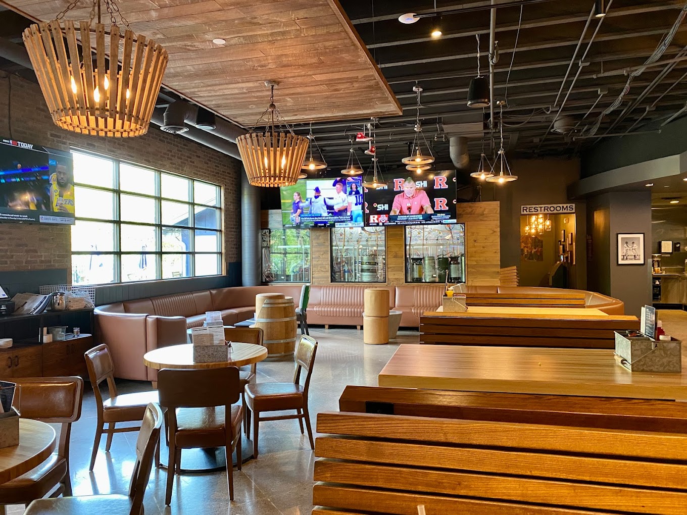 Dine – Experience Maple Grove